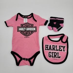 Harley-Davidson | Other | Pink Harley Davidson Motorcycle Diaper Cake ...